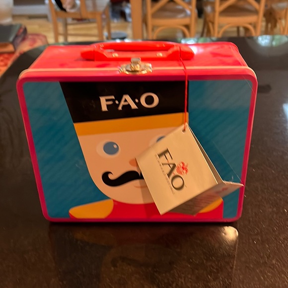 FAO Schwarz | Other | Fao Schwarz Metal Treasure Keepsake Box Lunchbox ...